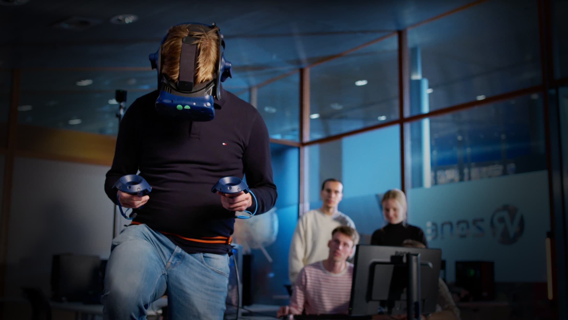 XR Bachelor End Project » NewMedia Centre